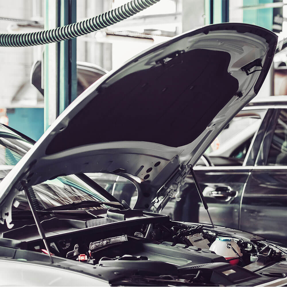 Hitzebeständige Auto-Isolierung im Motorraum - Abifor